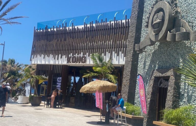 Best Bars in Playa De Las Americas - Love The Canaries